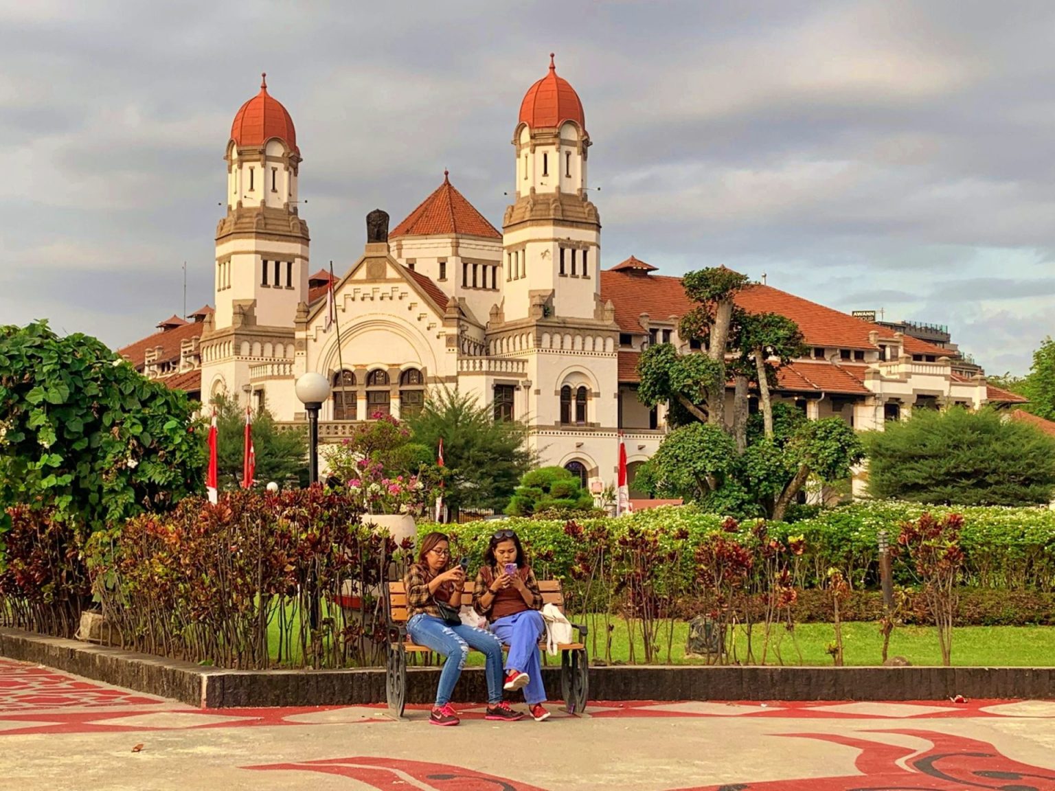 Semarang Indonesien: 5 Sehenswürdigkeiten in Nordjavas Hafenstadt ...