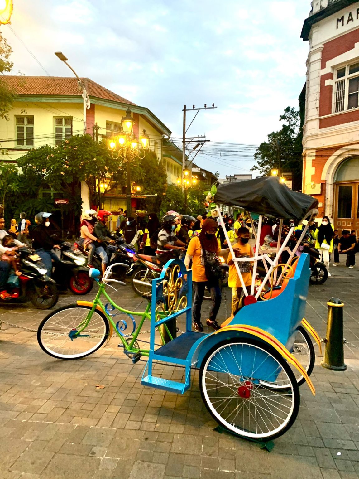 Semarang Indonesien: 5 Sehenswürdigkeiten in Nordjavas Hafenstadt ...
