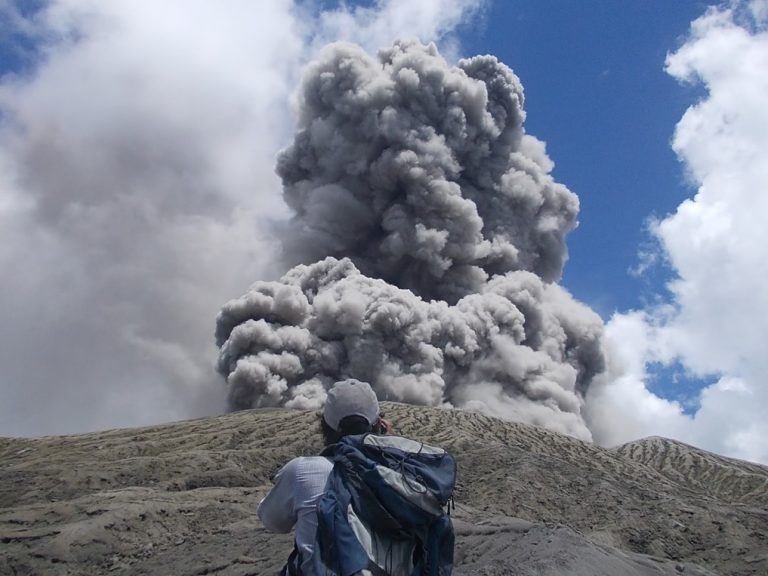 17 bekannte Vulkane in Indonesien (von West nach Ost) - Indojunkie